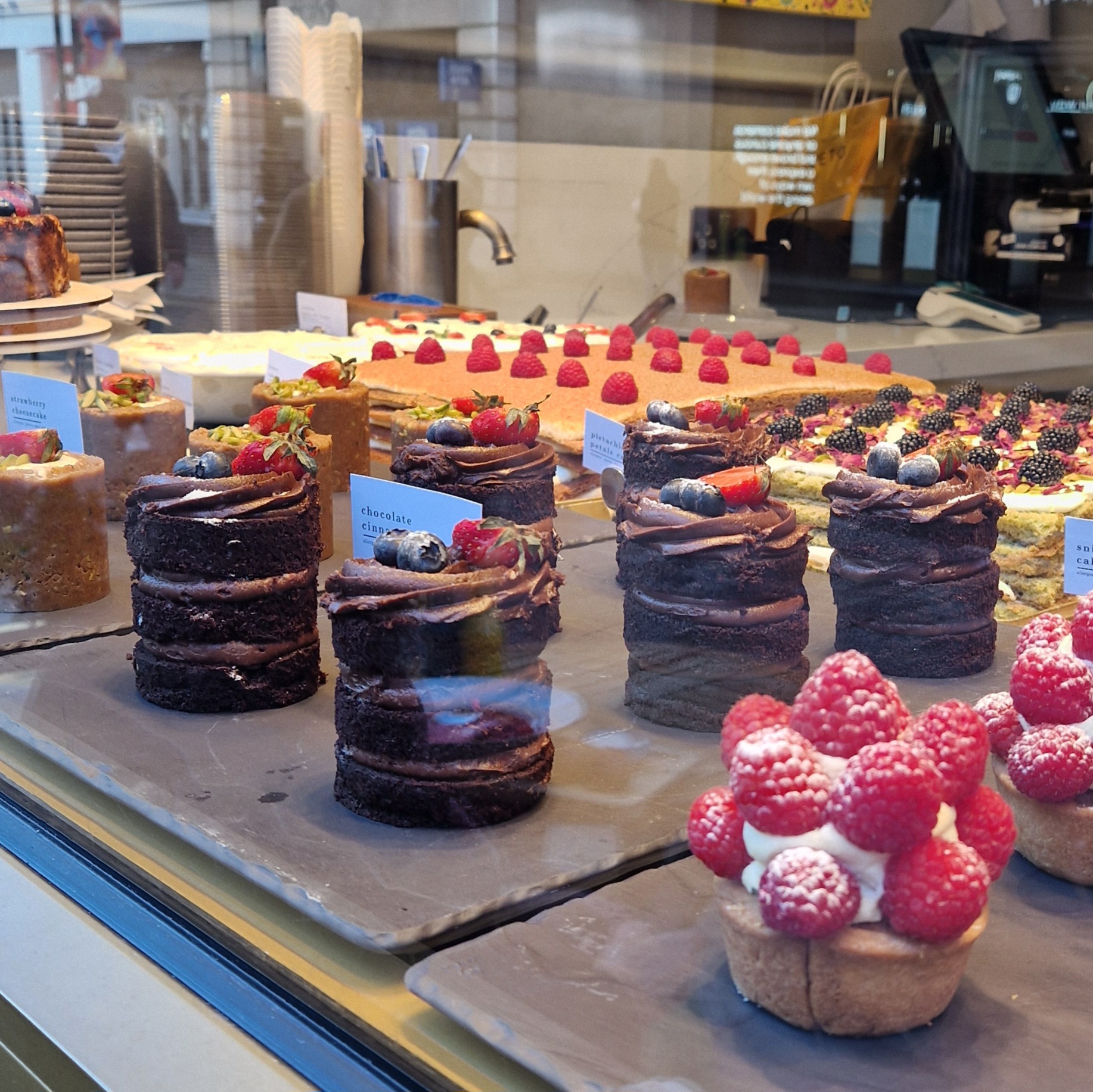 The 10 best places in London to satisfy your sweet tooth - Anne Travel ...