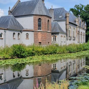 Castles in the Netherlands - Anne Travel Foodie