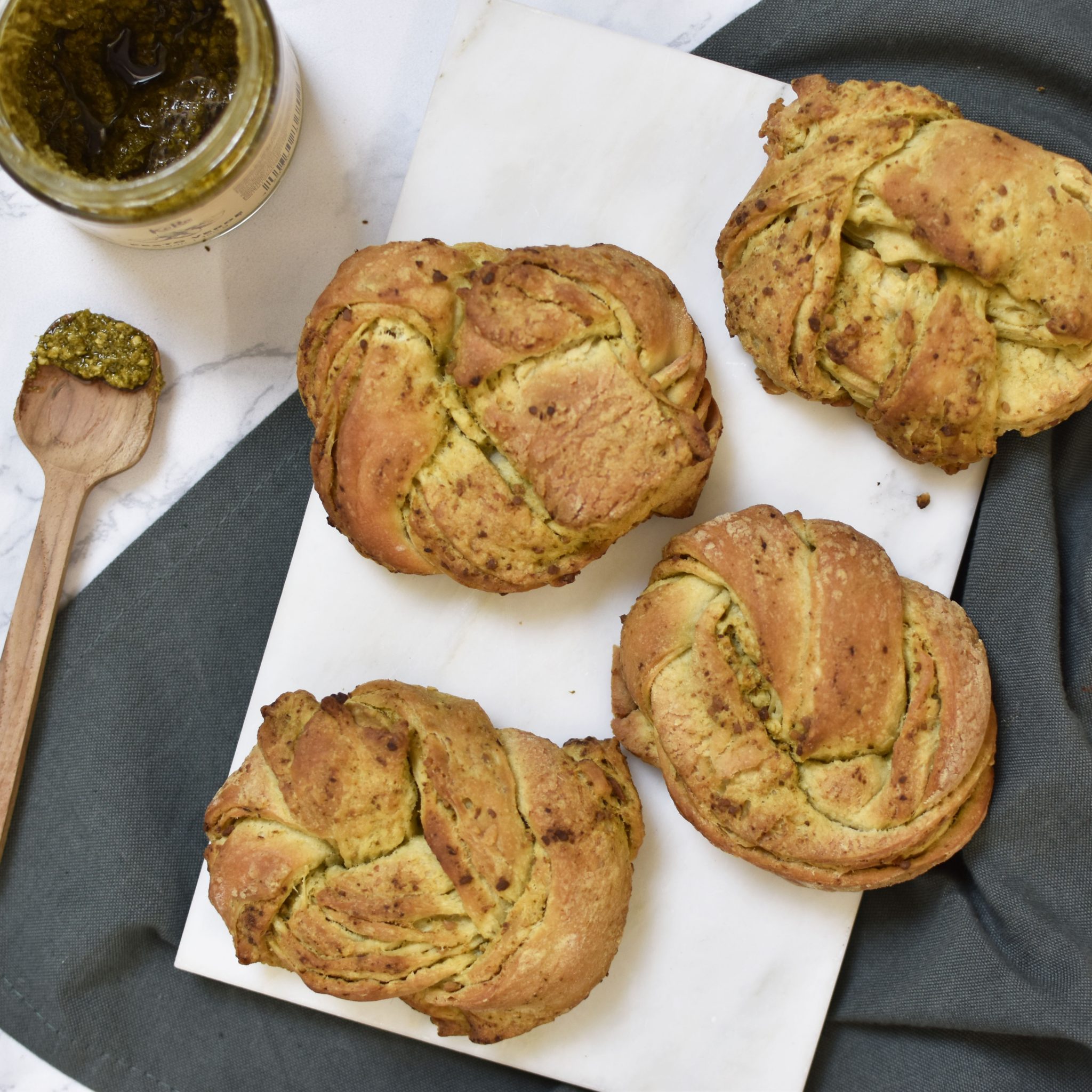 Review online shop Koro - Anne Travel Foodie