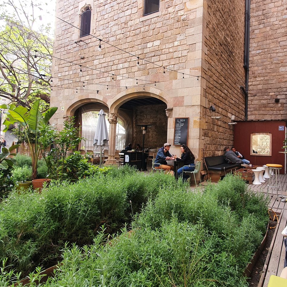 The best restaurants in Raval, Barcelona - Anne Travel Foodie