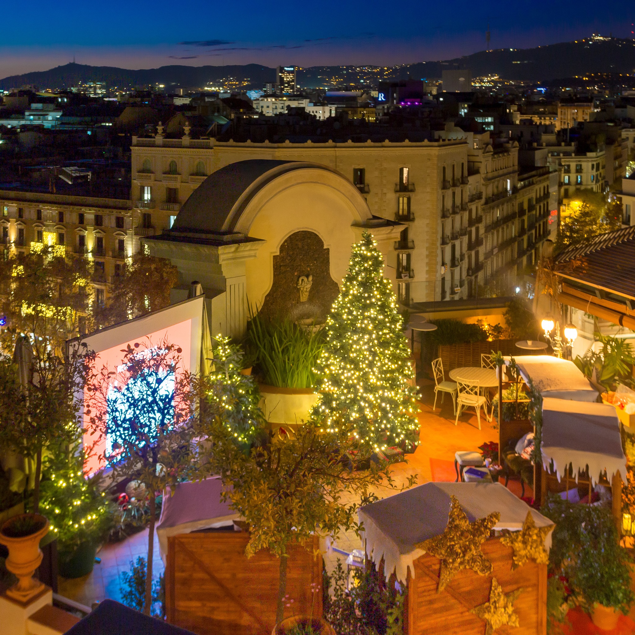 The Best Rooftop bars in Barcelona - Anne Travel Foodie