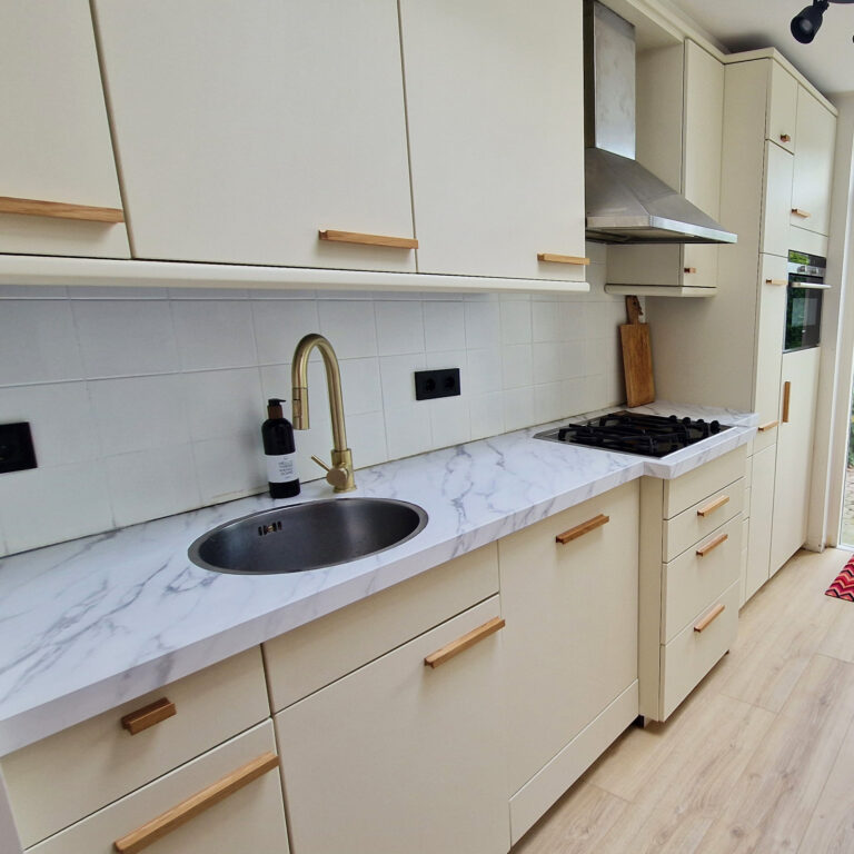 Cook the Mountain - cookbook by 3 Michelin star chef Niederkofler ...